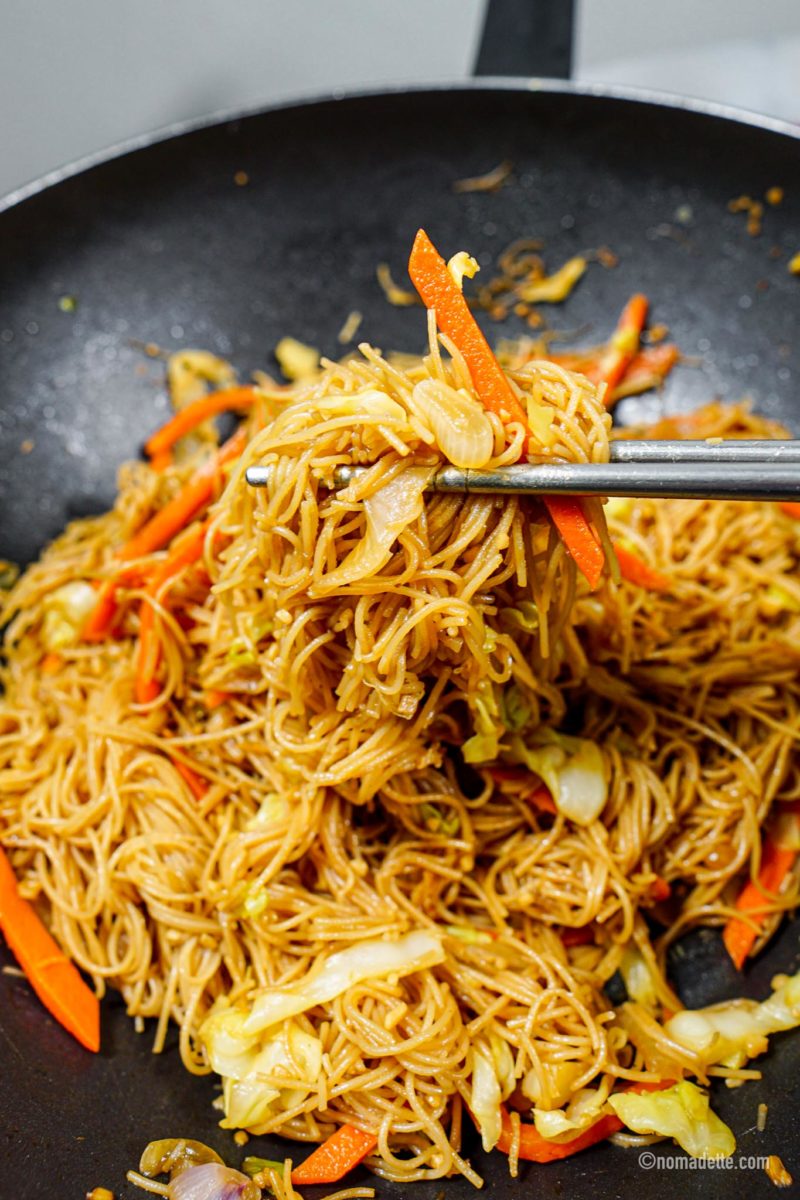 Singapore Economy Fried Bee Hoon - Nomadette