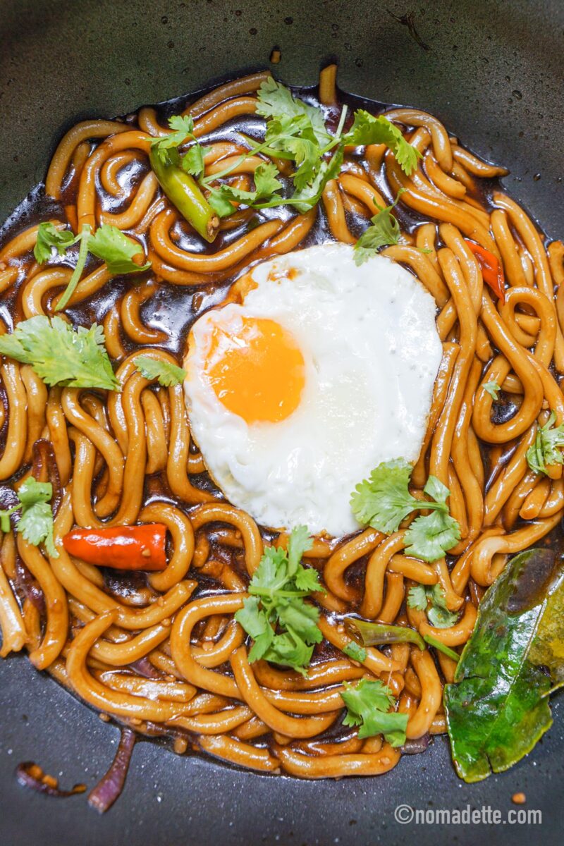 Spicy Yakiudon Noodles - Nomadette